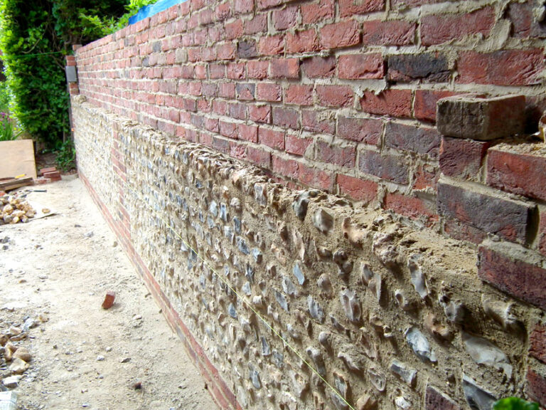 Flint walling - Burgate Gardens Landscaping